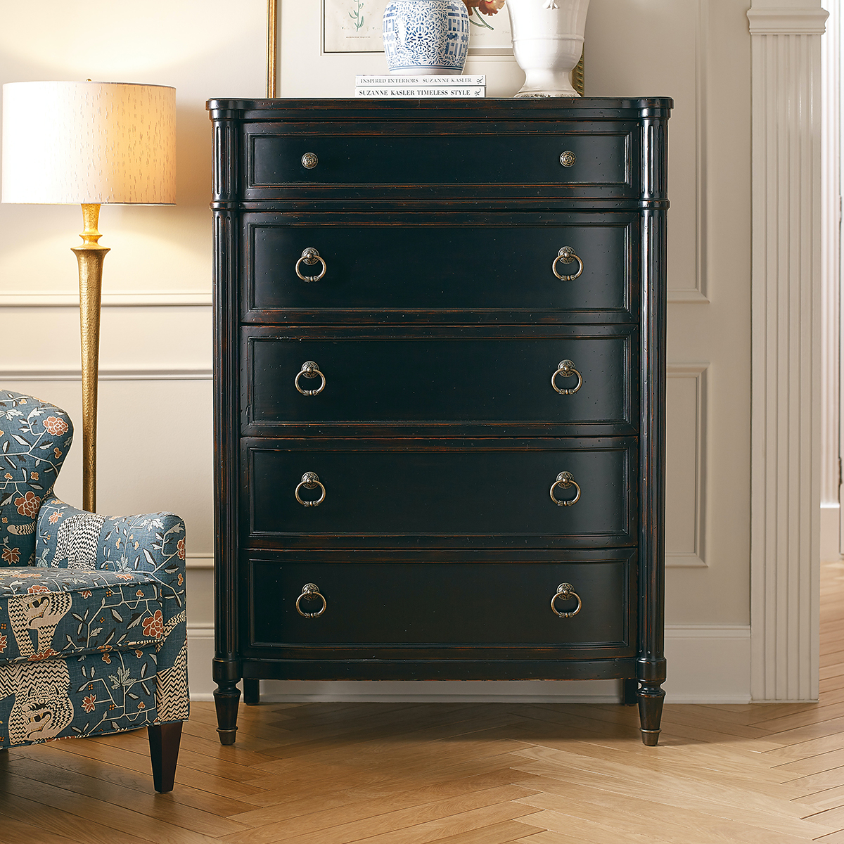 CHARLESTON BLACK 5 DRAWER CHEST | Babette's Furniture