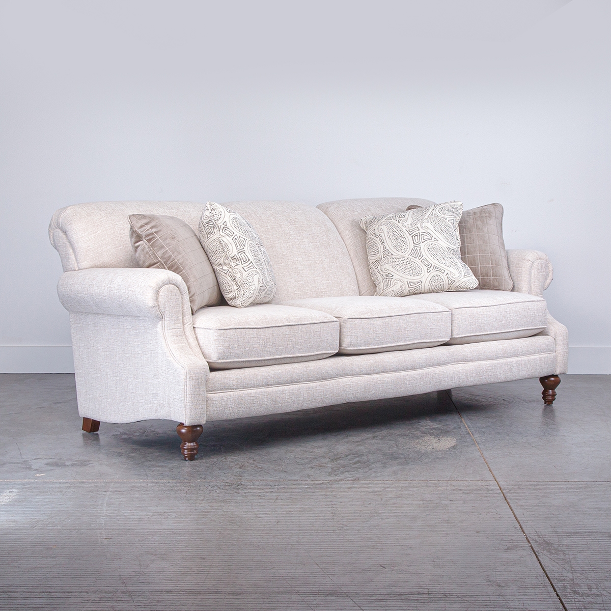 DRAYTON SOFA W/FRAME KIT | Babette's Furniture