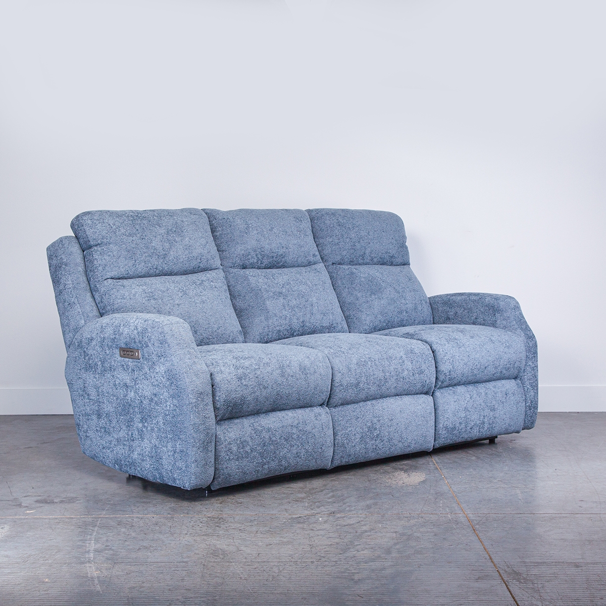KENDALL SOFA W/PHR/LUMB | Babette's Furniture