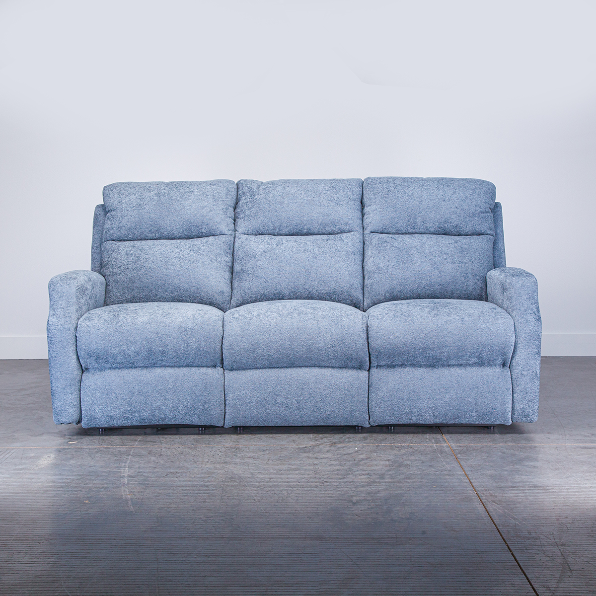 KENDALL SOFA W/PHR/LUMB | Babette's Furniture