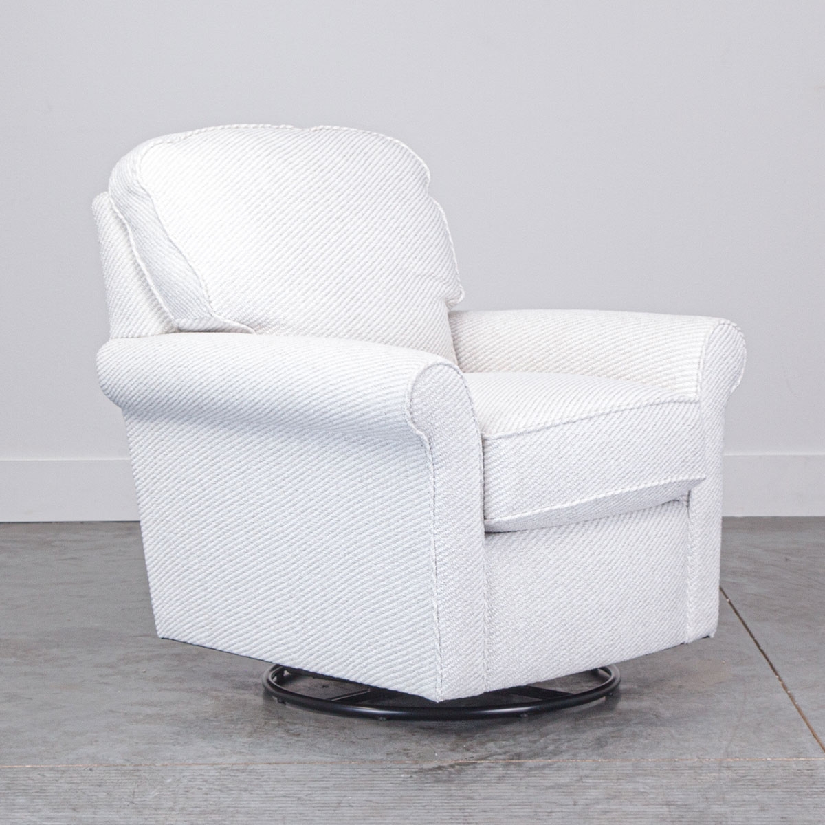 PARKWAY SWIVEL GLIDER CHAIR | Babette's Furniture